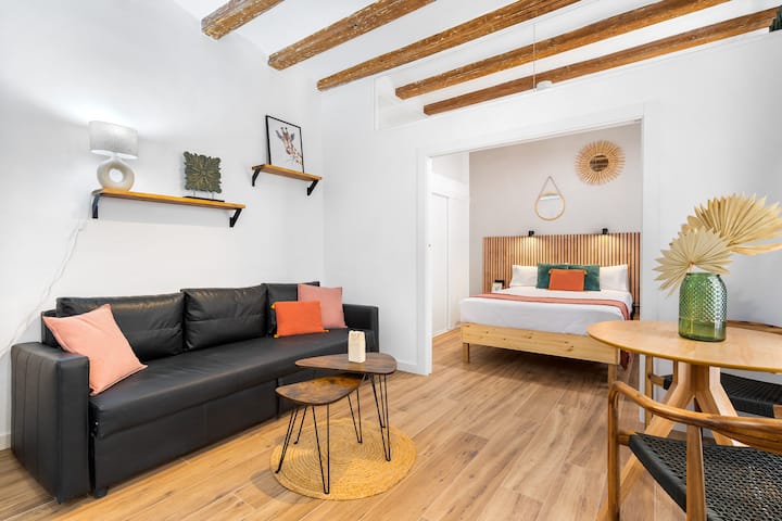 Almirall Beach 31 - Barcelona