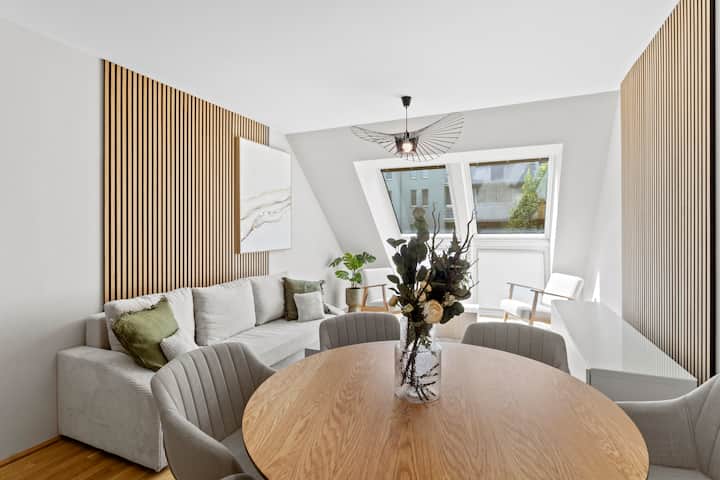 Paid Parking I 1-br - 3 Min Walk To Subway - Vienne