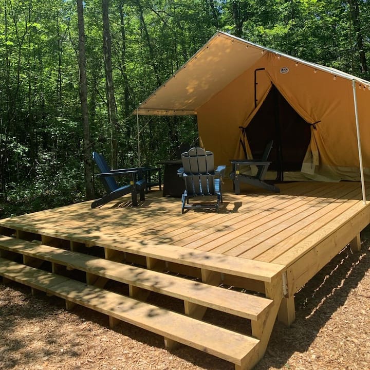 Deluxe Family Glamping Tent - Caberfae Peaks, MI