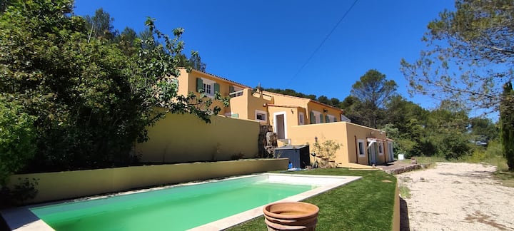 Mas Familial Avec Piscine Au Coeur De La Provence - Aix-en-Provence