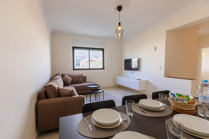 Ruime 3br Appartement Wifi En Airco - Tanger