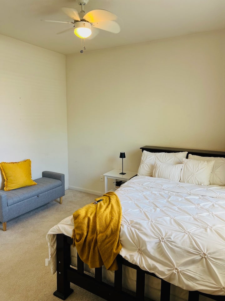 1 Bdrm Cozy Casita  ! - Hanford, CA