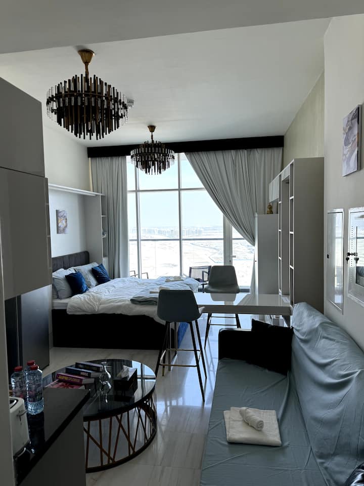 Value! Business Bay Lux Studio W/ Resort Amenities - United Arab Emirates