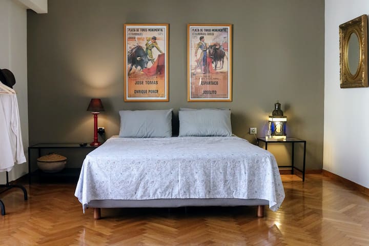 Central Apartment Near Archeological Museum - Atenas
