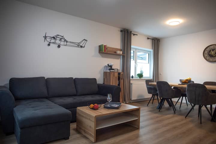 Fewo Cessna|elegant Apartment|terrace|parking Lot - Cloppenburg