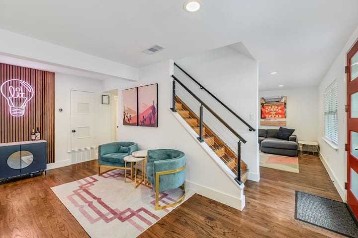 9 Beds | Soco, Rainey, Sxsw, Ut And St. Edwards U. - Austin, TX