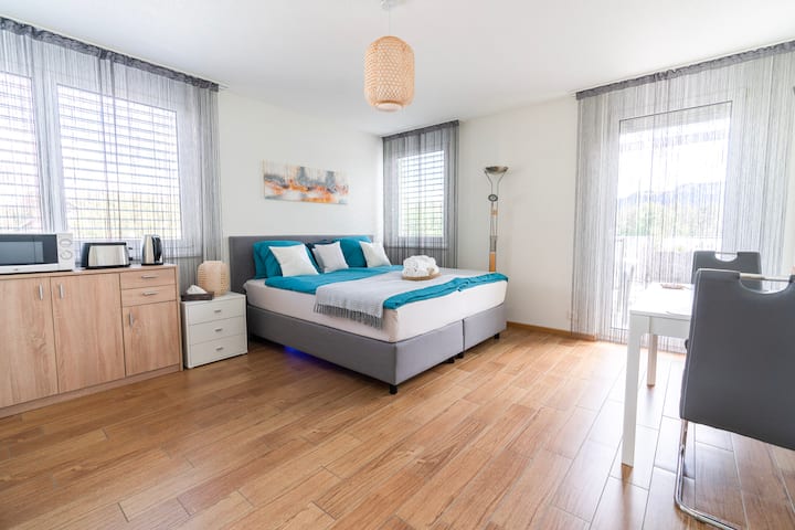Terrace Apartment Einigen - Thun