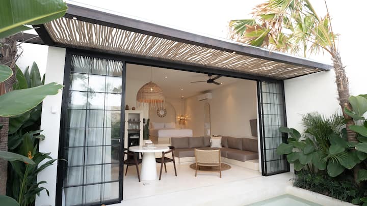 Cozy 1br Private Pool Villa For Two In Umalas - Canggu