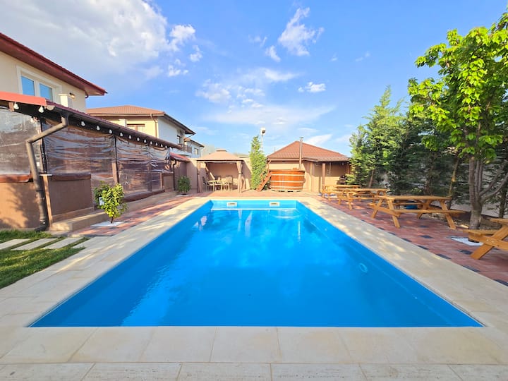 Villa Otopeni 1 With Pool Near Airport 3 Bedroom - Comuna Corbeanca