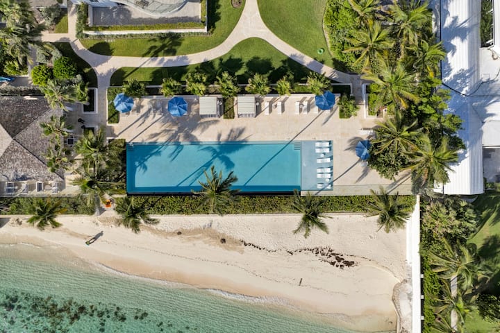 *New*oceanfront Apartment Steps From Bahamar - The Bahamas