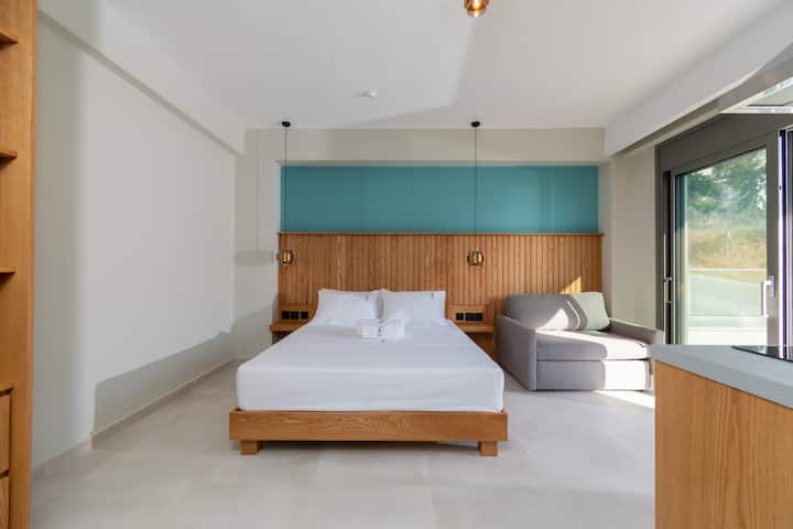 Junior Suite Double & Sofa Beds - Hp Family Suites - Halkidiki