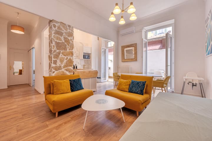 Bel Appartement Avec Terrasse Calme - Hyper Centre - Niza