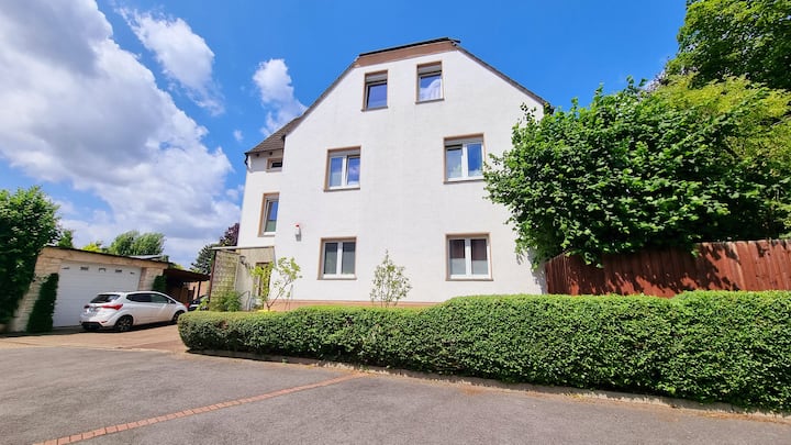 Ruhige Wohnung Am Ruhrtalradweg - 72m² -
Hbf 6 Km - Essen