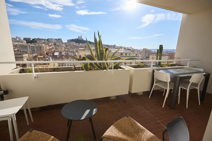Apt-clim-terrasse Ensoleillée-vue Notre Dame & Mer - Marsella