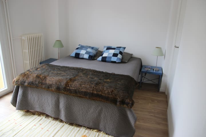 Chambre Douillette "Au-delà Des Volcans" - Châtel-Guyon