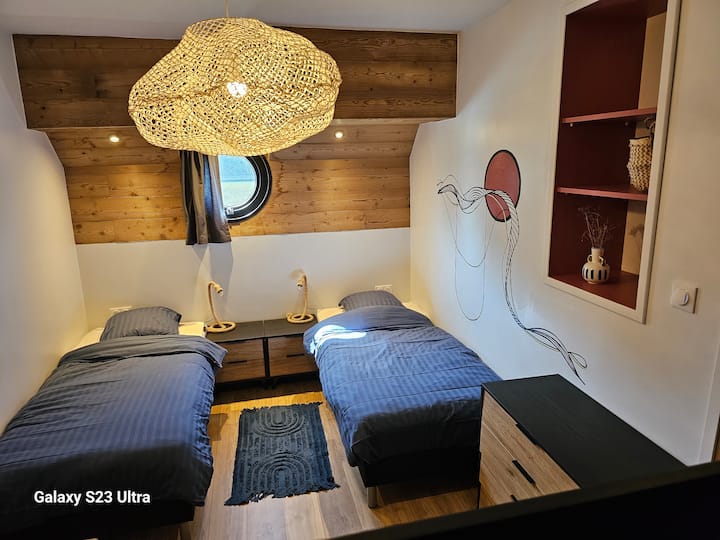 La Péniche Mathurin~ Gîte De Groupe Insolite - Saint-Omer