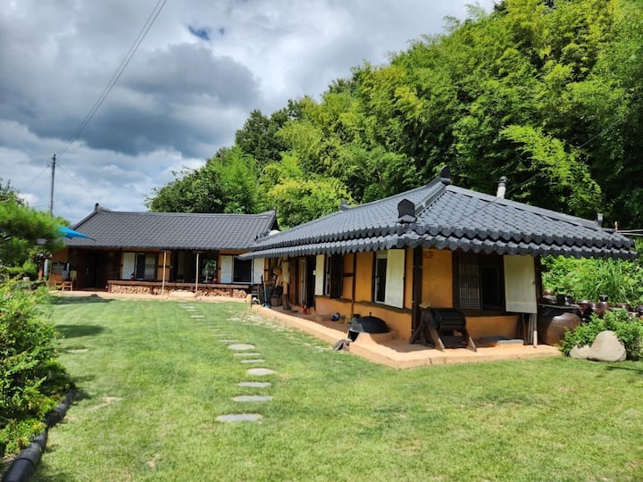 New 혜인당 _ 고즈녁한 한옥스테이 - Gyeongju-si