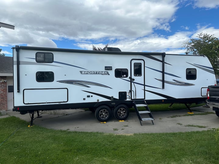 Brand New Glamper - Yakima, WA