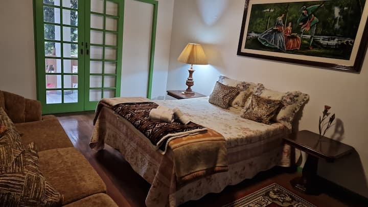 Quarto Triplo Vista Jardim - Nova Veneza