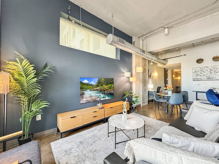 Luxury 1bd | Dt Dallas | Sleeps 12 | Free Parking - Trinity Groves - Dallas