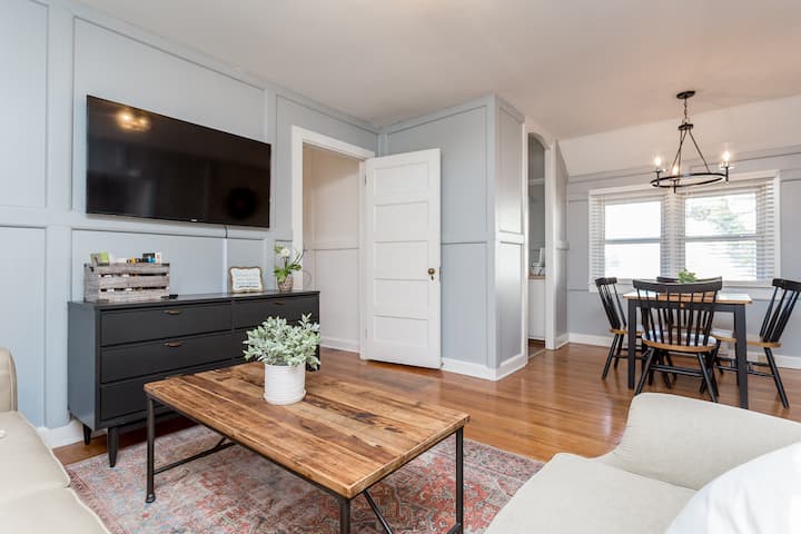 Stylish Urban Stay *Wifi*kitchen*roku*walk To Jmu* - Harrisonburg, VA