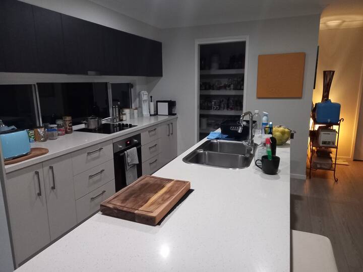 Bed 1: Hampton Homestay - Caloundra