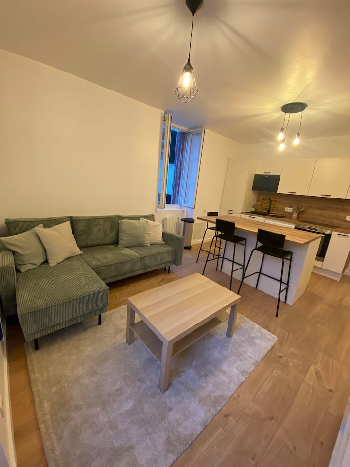 Appartement T3 Bayonne St Esprit - Bayona, Francia