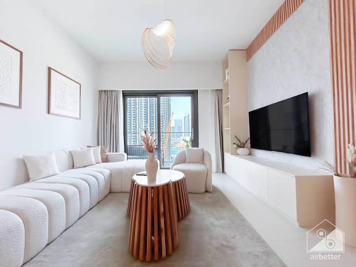 Luxurious Apartment With Burjkhalifa View &Balcony - Dubai