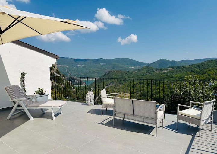 Camera Con Bagno Privato E Balcone Vista Lago B&b - Villa Santa Maria