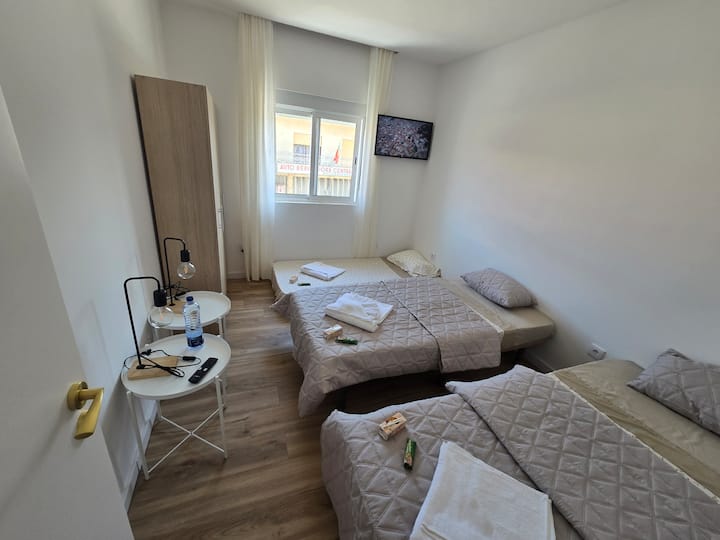 Quarto Exclusivo 2 Camas + 1 - Mindelo