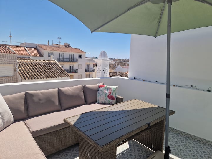 Casa Com Terraço No Centro - Tavira