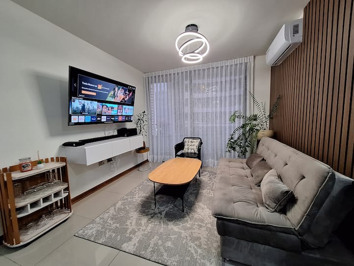 Acogedor Departamento 2 Dormitorios Con Balcón - Bolivia