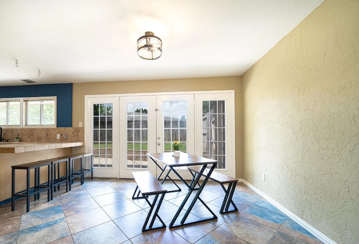 Contractors Paradise, Private Room Rental - Longview, TX