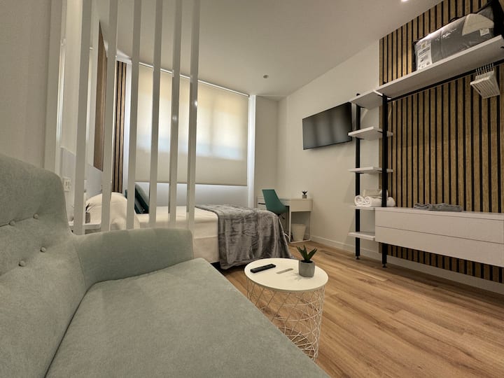 Mk77 Seven Ira - León, España