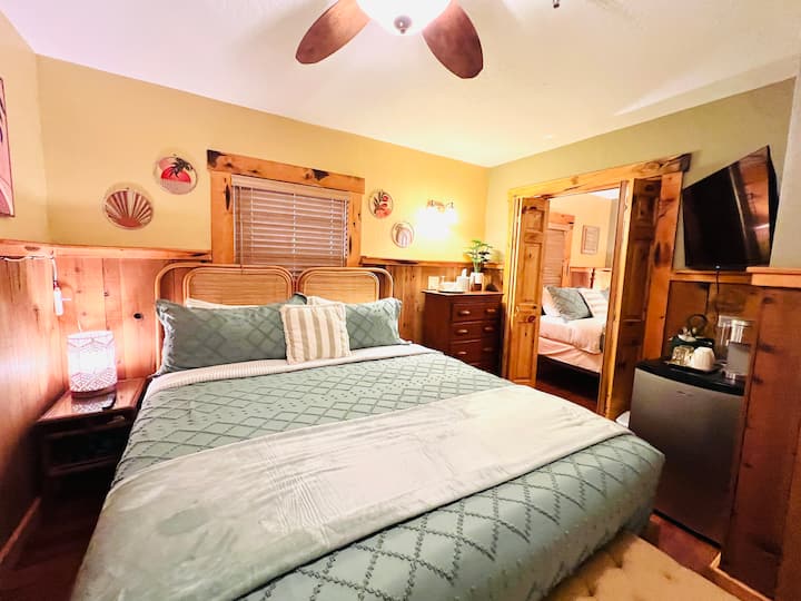 Boho Vibe 3 Bedroom Suite With Kitchen Use+wifi - Placerville, CA