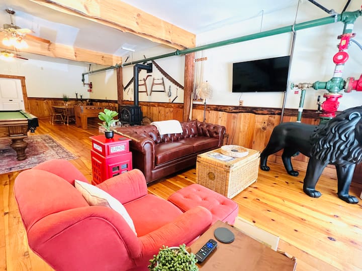 Retro Vibe 3 Bedroom Suite With Kitchen Use+wifi - Placerville, CA