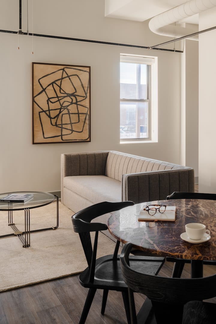 Kasa Capitol Hill | Spacious 3bd, Printers Alley - Nashville, TN