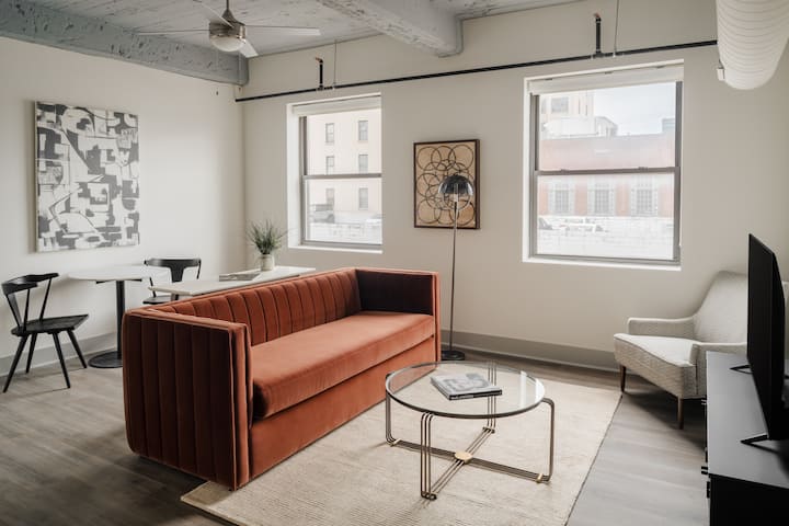 Kasa Capitol Hill | Downtown Studio, Walk Broadway - Nashville, TN
