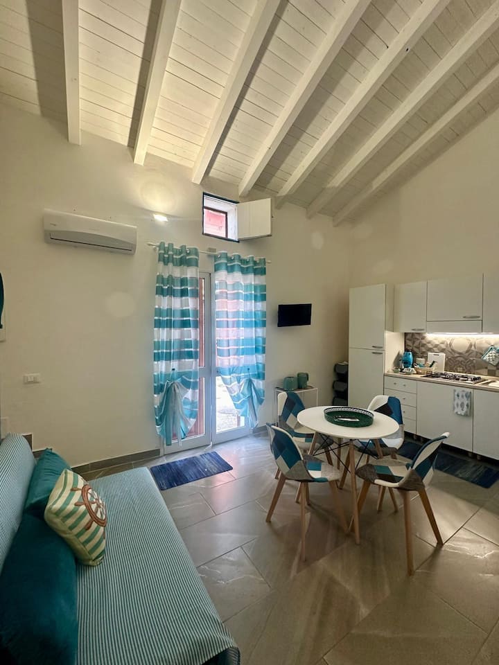 Vanity House - Scopello