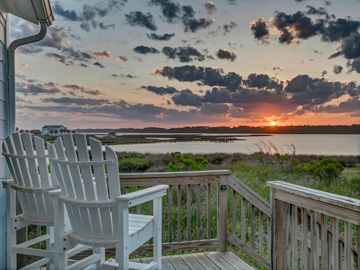 Sunset Siesta ~ Steps To Beach - Topsail Island, NC