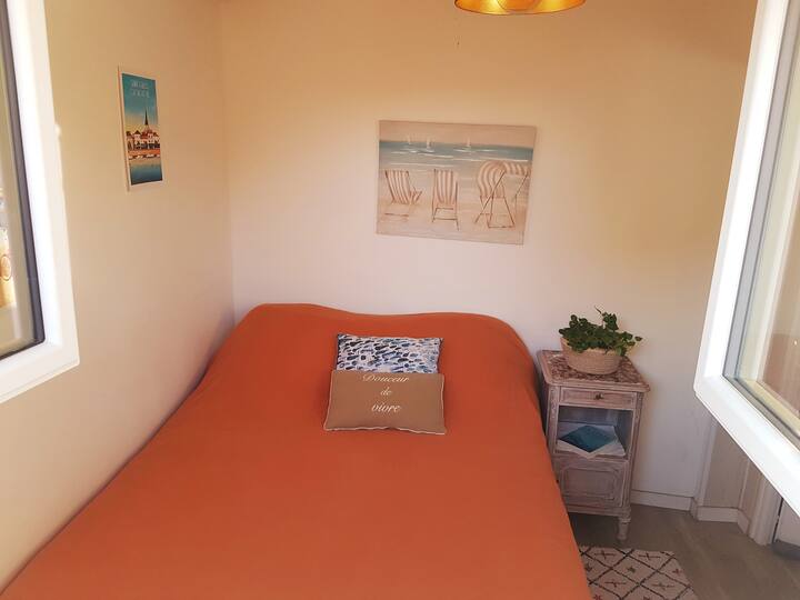 Chambre Privée
à 2 Pas De L'océan ! - Saint-Gilles-Croix-de-Vie