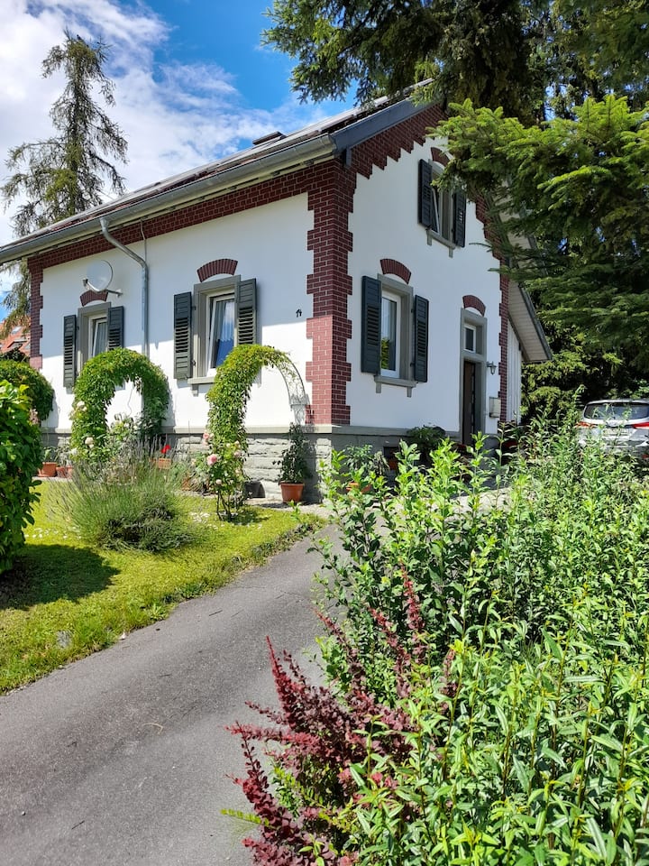 Kleines Haus Mit Viel Charme Direkt Am Bodensee - Lac de Constance