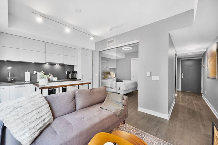 Rentx | Yorkville 1-bed Suite -  Gym/ Pool/wifi - Toronto