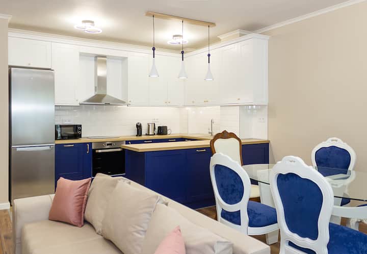 2bd Home In The Heart Of Varna With Parking - Blue - Varna