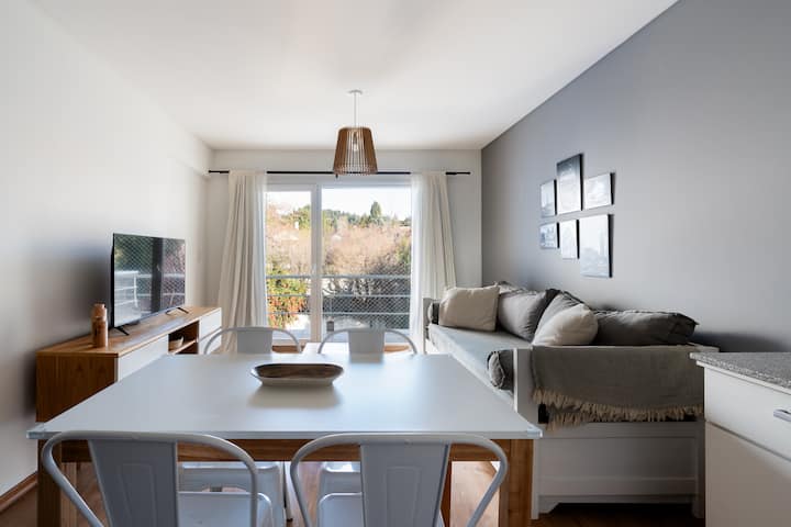 Apartamento En Barrio Belgrano - Bariloche