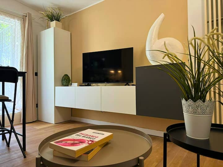 [Relax] A 2 Passi Dal Centro + Free Parking E Wifi - Reggio d'Émilie
