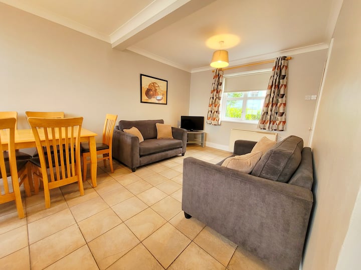 3-bedroom 2-bathroom Townhouse - Galway