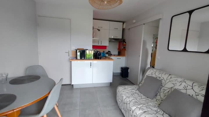 Joli T2 + Balcon Ouest Vue Mer, Plage Et Thalasso - Cabourg