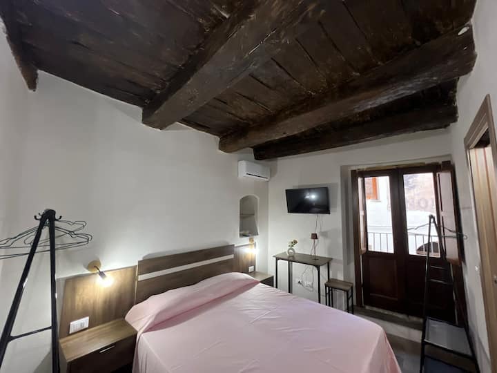 Casa Vacanza Medieval - Double Room - Soverato