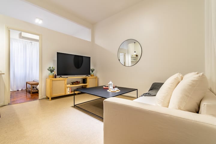 Dos Ambientes Hecho A Nuevo En Recoleta - Buenos Aires